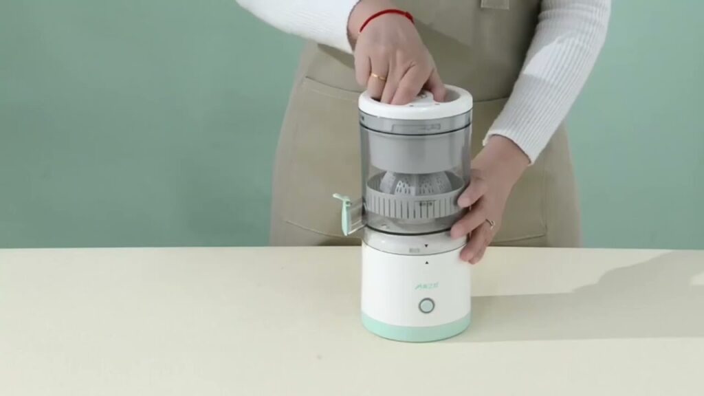 Descubre los beneficios del mini exprimidor: El aparato perfecto para ...